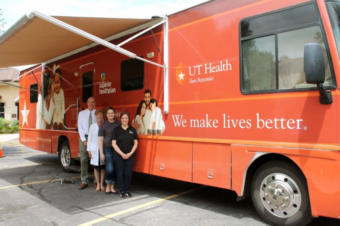 School of Nursing's mobile unit brings health care directly to ...