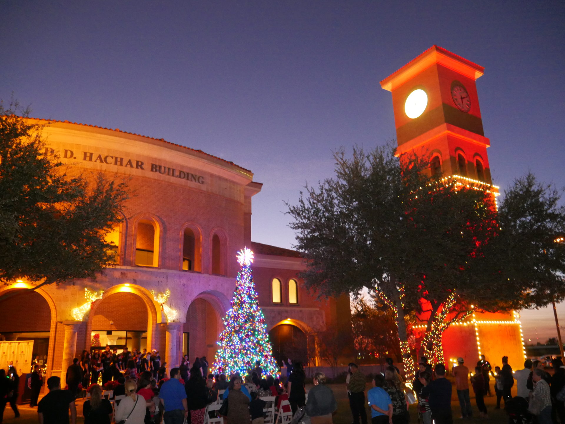 Regional Campus Laredo marks holiday season - UT Health San Antonio