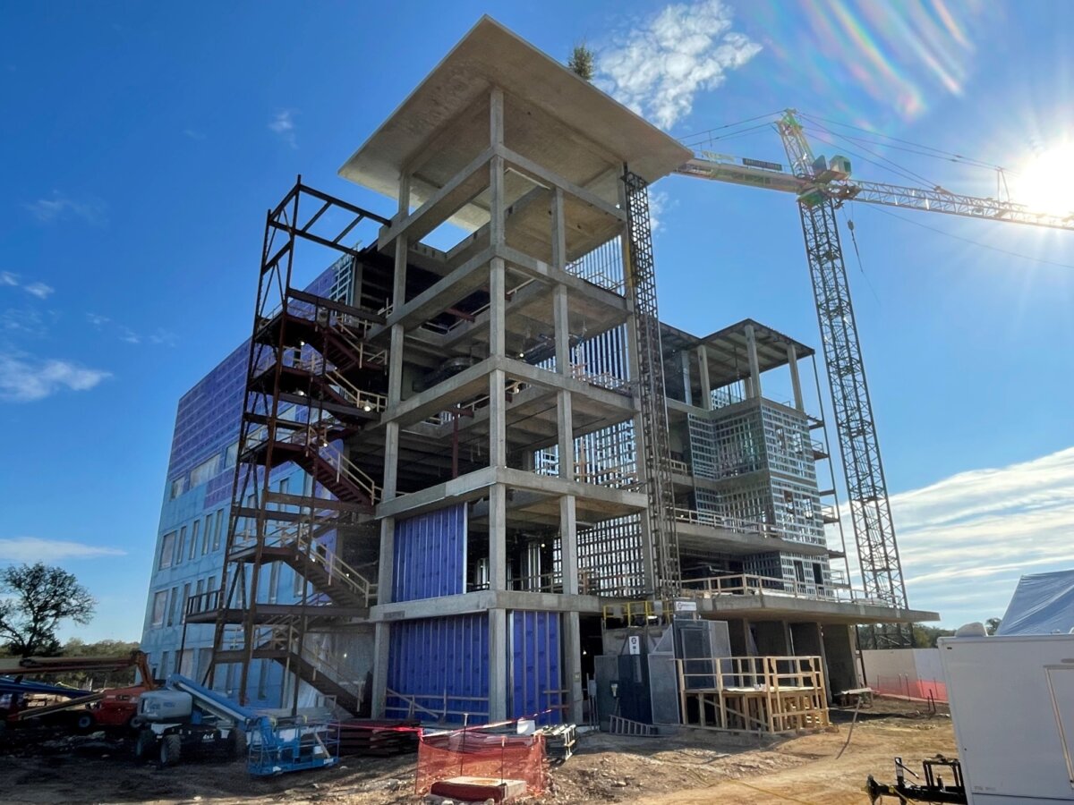 UT Health at Kyle Seale Parkway outpatient and surgery center holds ...