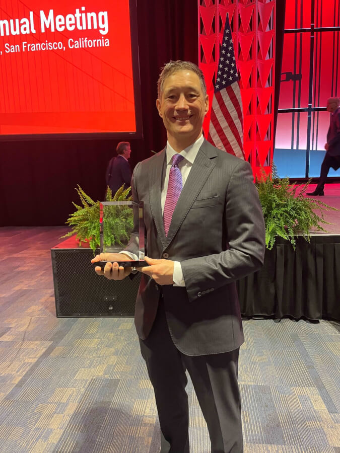 Dr. Boris Zelle earns 2024 Diversity Award from the American Academy of ...